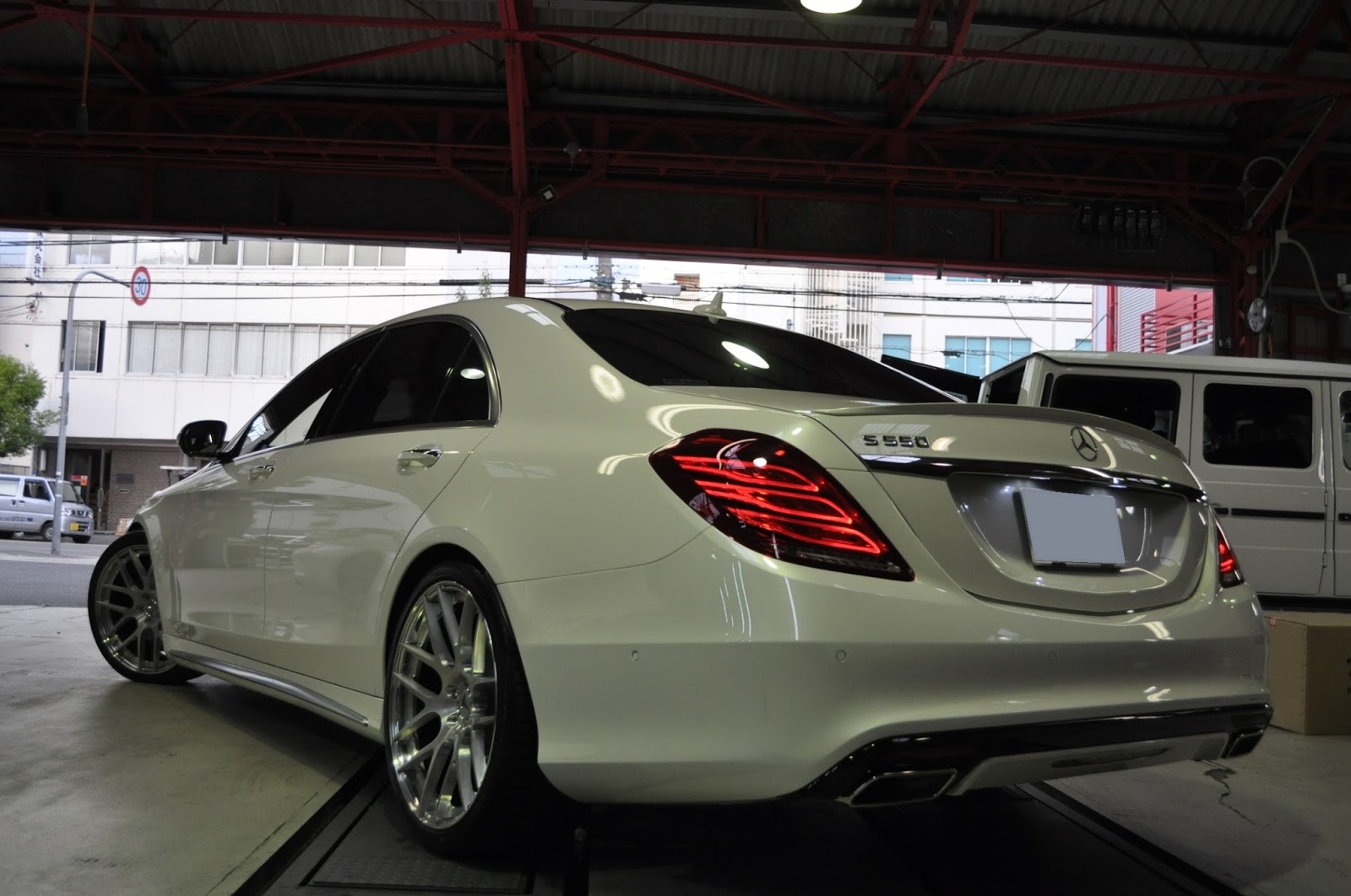 Mercedes-Benz W222 S550L on R21 BC Forged HB04 | BENZTUNING