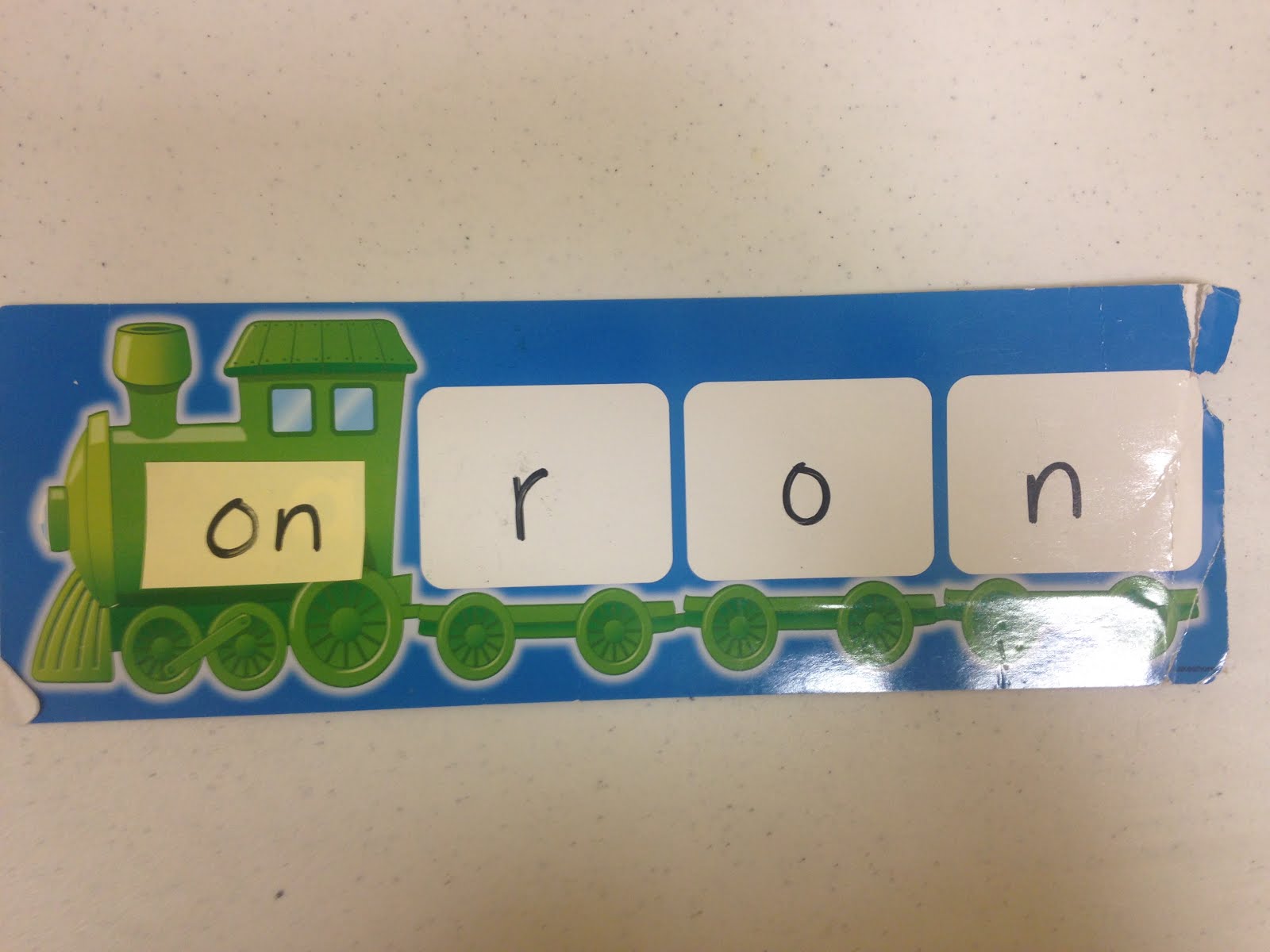 Amazing Action Alphabet: Blending sounds for Early Readers