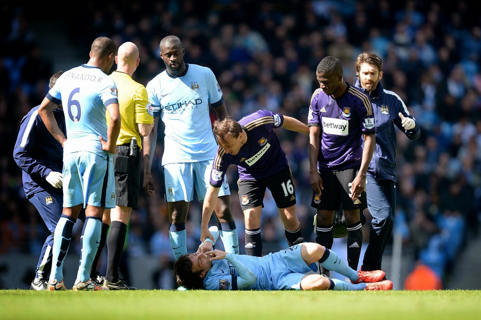 David Silva injury Manchester City star suffers possible broken ...