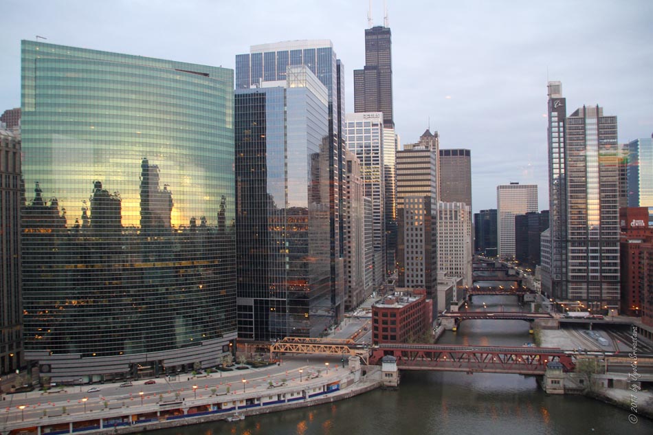 Chicago - Architecture & Cityscape: 333 Wacker Drive [Architect: Kohn ...