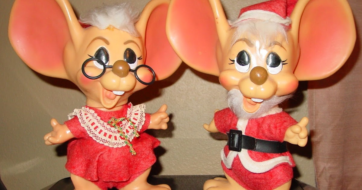 Garage Sale Finds: Merry Chris-mouse