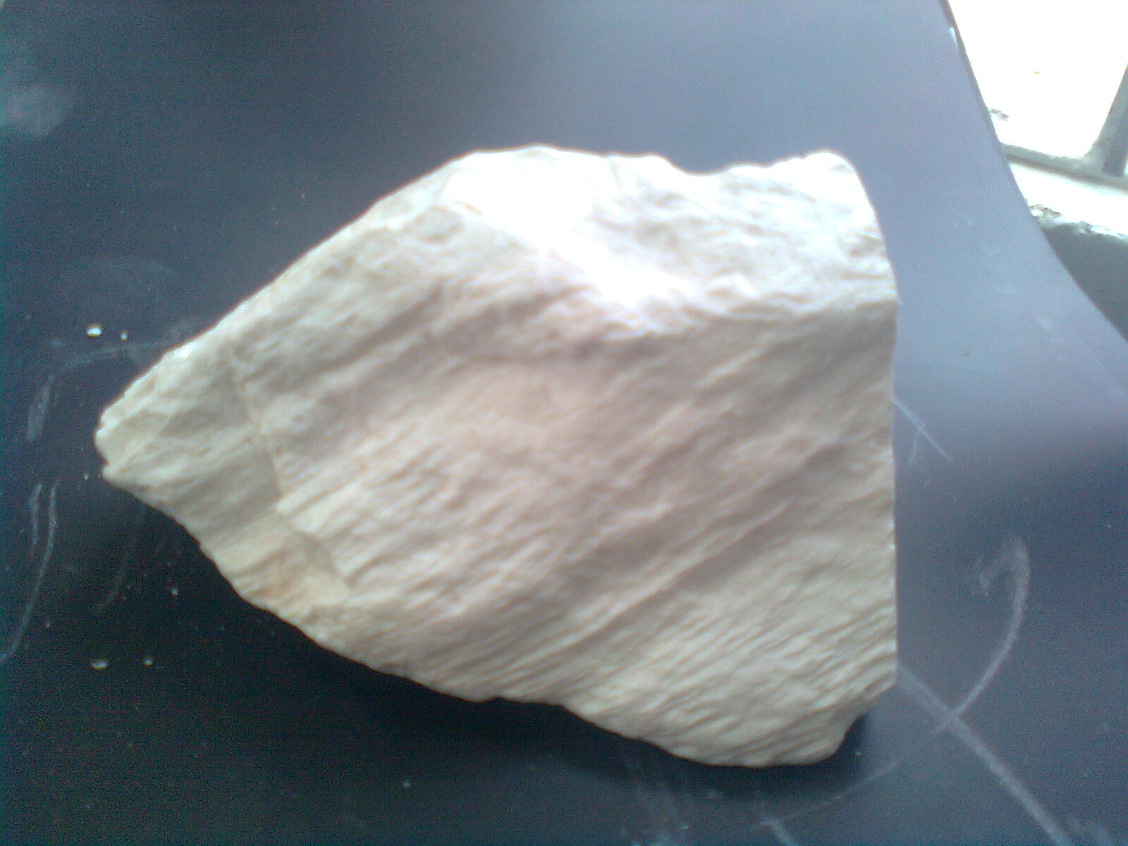 pakistani-minerals: soft stone or talc lumps