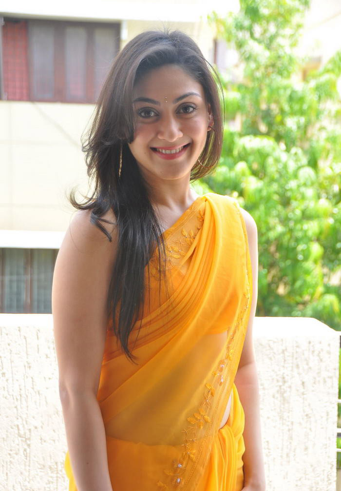 Manjari Fadnis in Orange Saree ~ Indian Hot Actress Pictures Collections