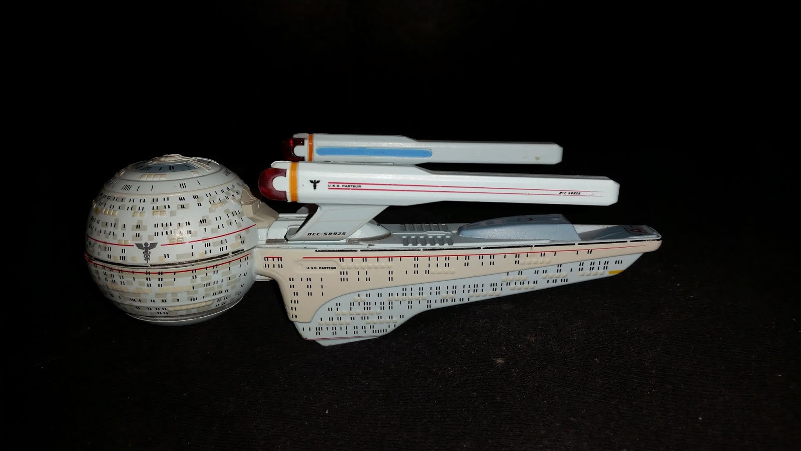 Deep Space Pat: EMvTW 42: USS Pasteur NCC-58525 (Olympic class)