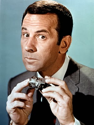 NOTICIAS Y EFEMERIDES MUSICALES Y DEL CINE: DON ADAMS, UN 25 DE ...