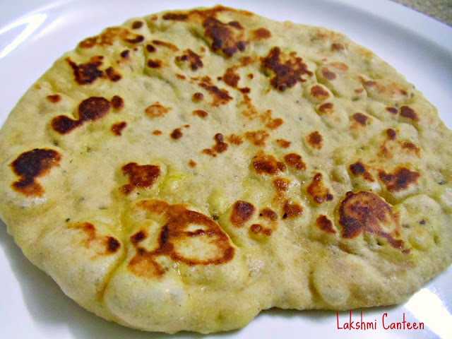 Lakshmi Canteen: Vastad Rotti (Banana Flat Bread)