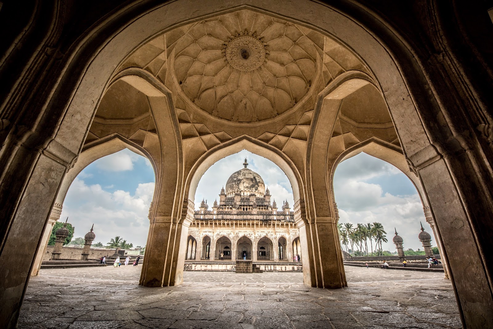 SHANDE: Bijapur: The City of Victory