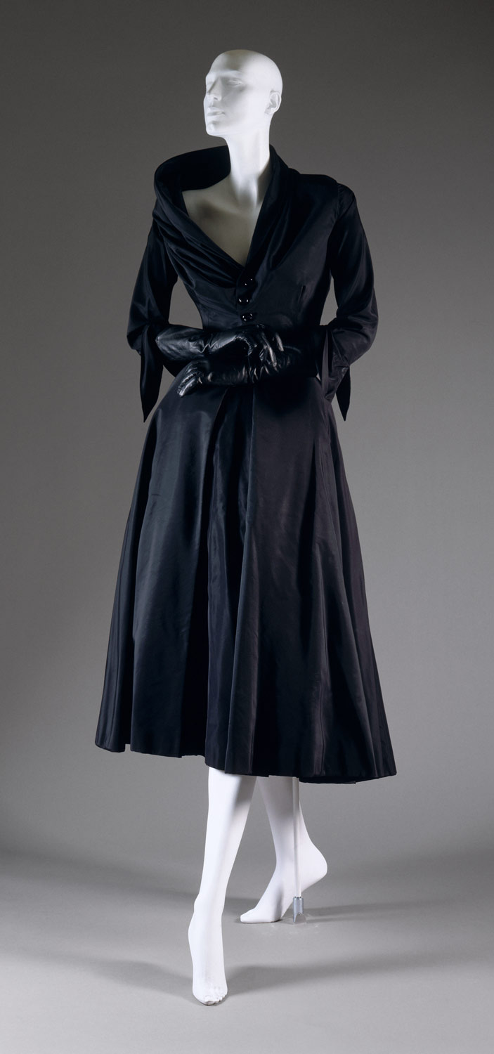 All that dress: Christian Dior - ``Corolle``