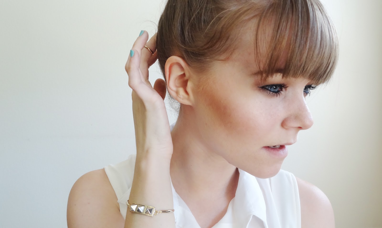 SARAH HAWKINSON: because I'm vain.