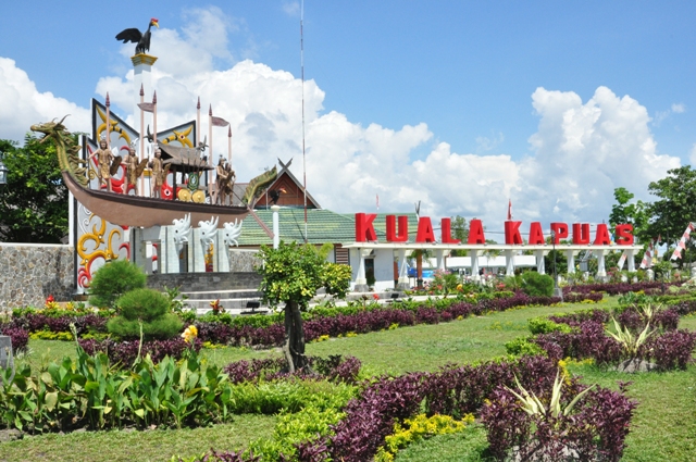 SEKILAS KOTA KUALA KAPUAS, KALIMANTAN TENGAH ~ MANCING DI ALAM LIAR