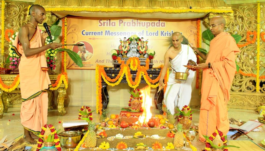krishna1008: 26 New Prabhupada Disciples in Hyderabad
