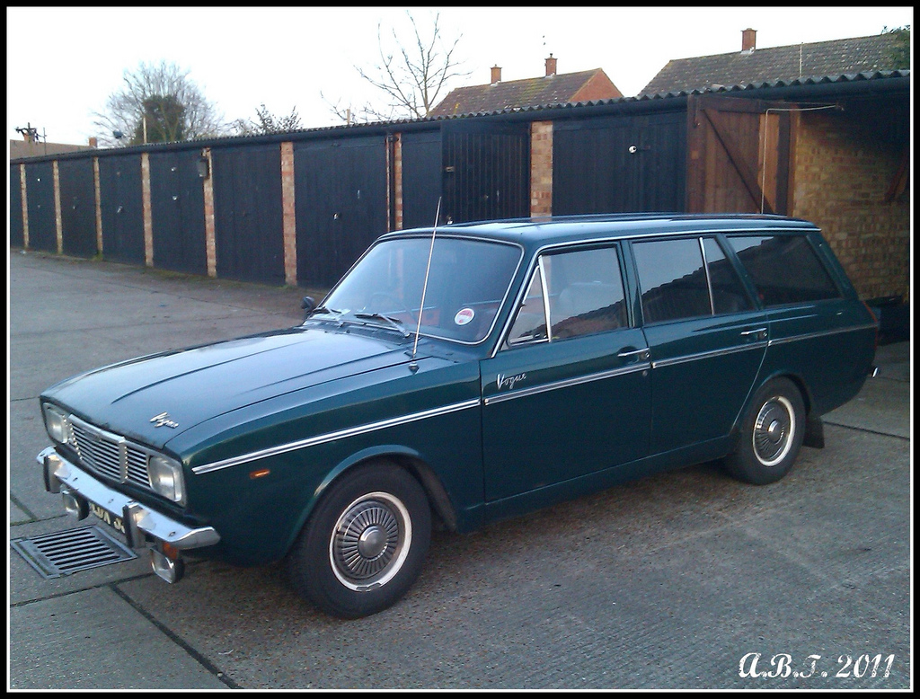 New here just bought a Singer Vogue Estate :D | Retro Rides