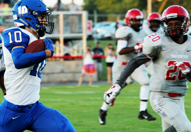 RocketsFootball.com: Rockets fend off Todd down stretch