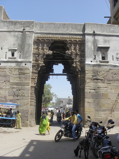 Unknown Ancient Historical Tourist Destinations in India: Mahudi Jain ...