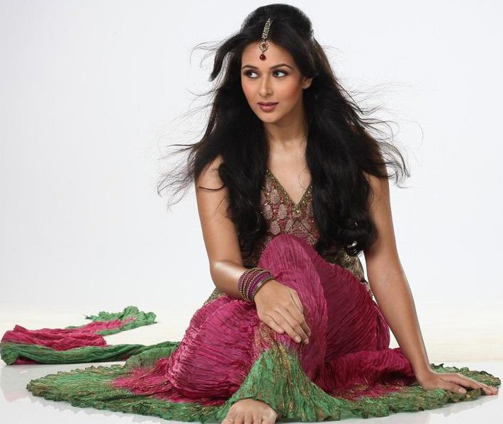 Manini Chadha Latest Updates, Gallery, Wiki, Affairs, Contact Info ...