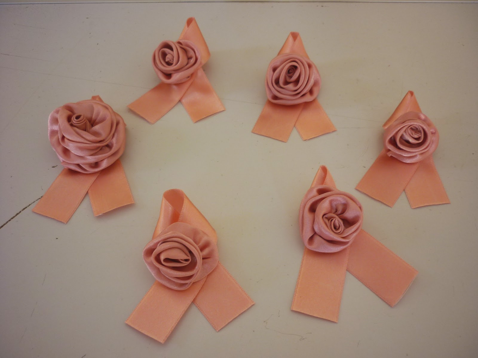 stilopink: laço outubro rosa