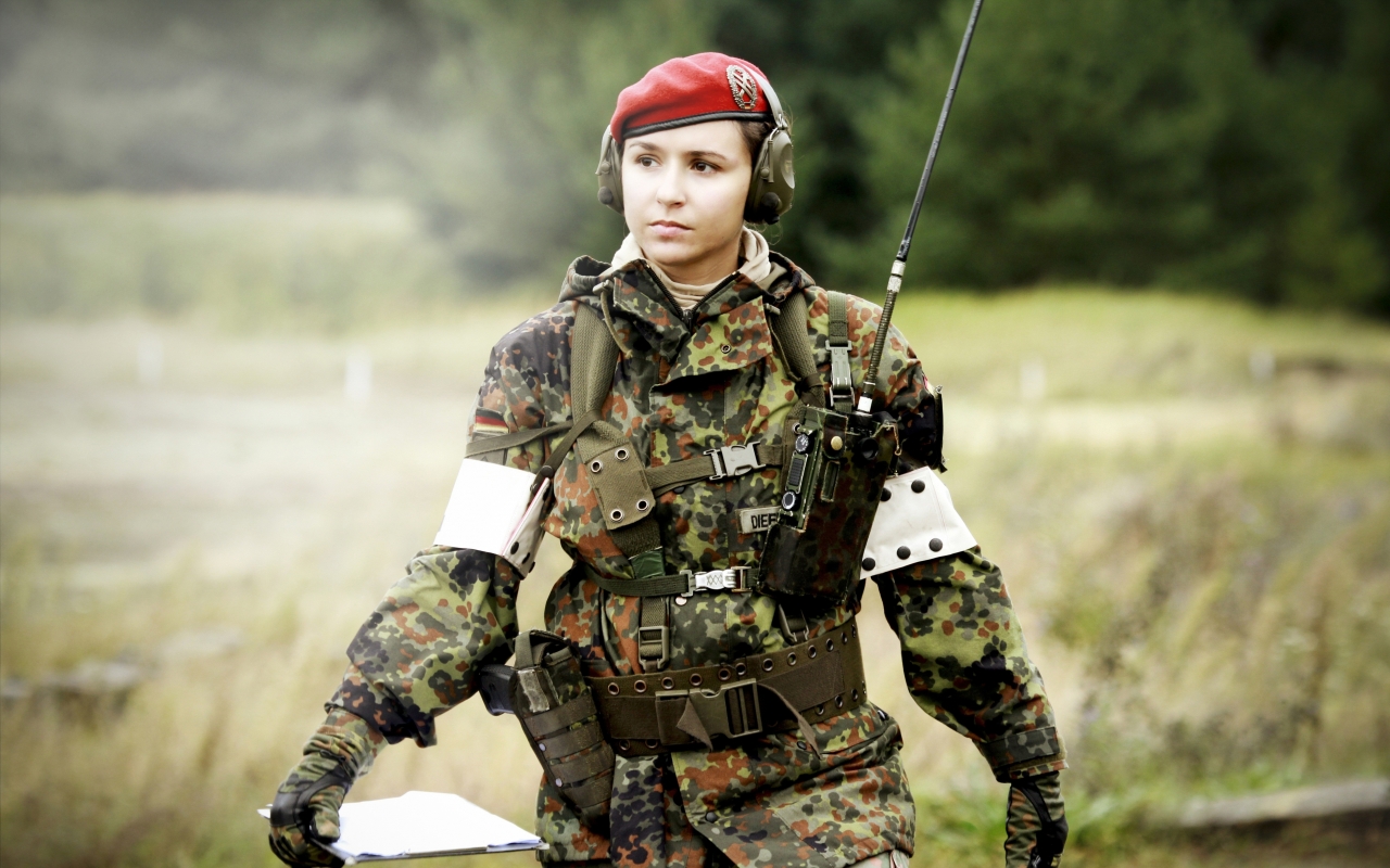 Image House | Latest Hd Wallpapers: Female Military Germany Bundeswehr ...