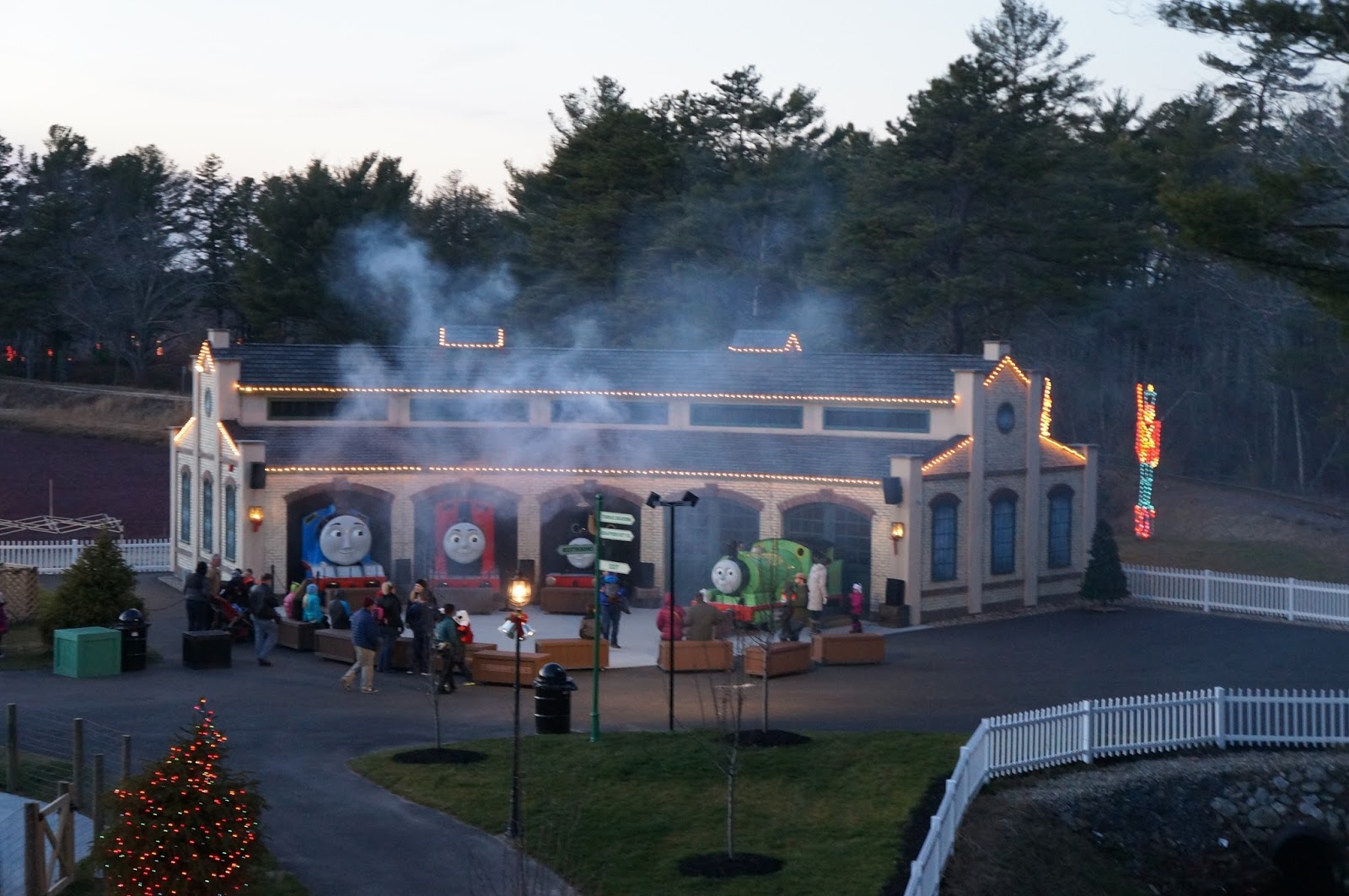 Evan and Lauren's Cool Blog: 12/21/15: Win 4 Tickets to Edaville USA ...