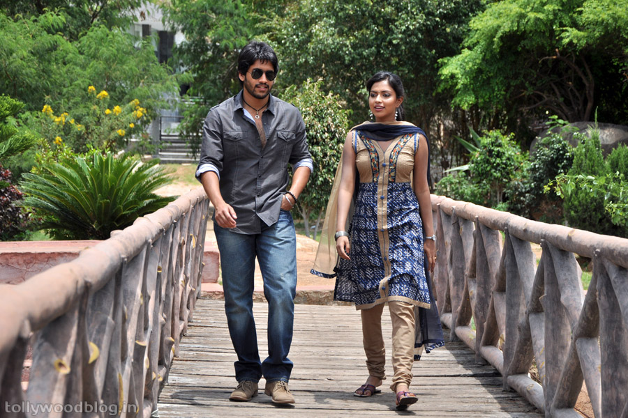 Bezawada Movie Photos Stills Naga Chaitanya, Amala Paul