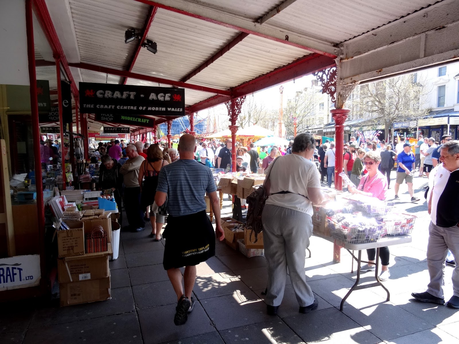 FLOBBERLOB: Llandudno Victorian Extravaganza