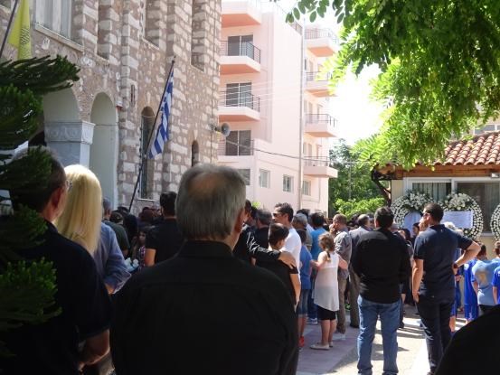 ΔΕΝ ΤΟ ΧΩΡΑΕΙ ΑΝΘΡΩΠΙΝΟΣ ΝΟΥΣ! ΘΡΗΝΟΣ ΣΤΗΝ ΚΗΔΕΙΑ ΤΟΥ ΜΙΚΡΟΥ ΜΑΡΙΟΥ ΣΤΟ ...