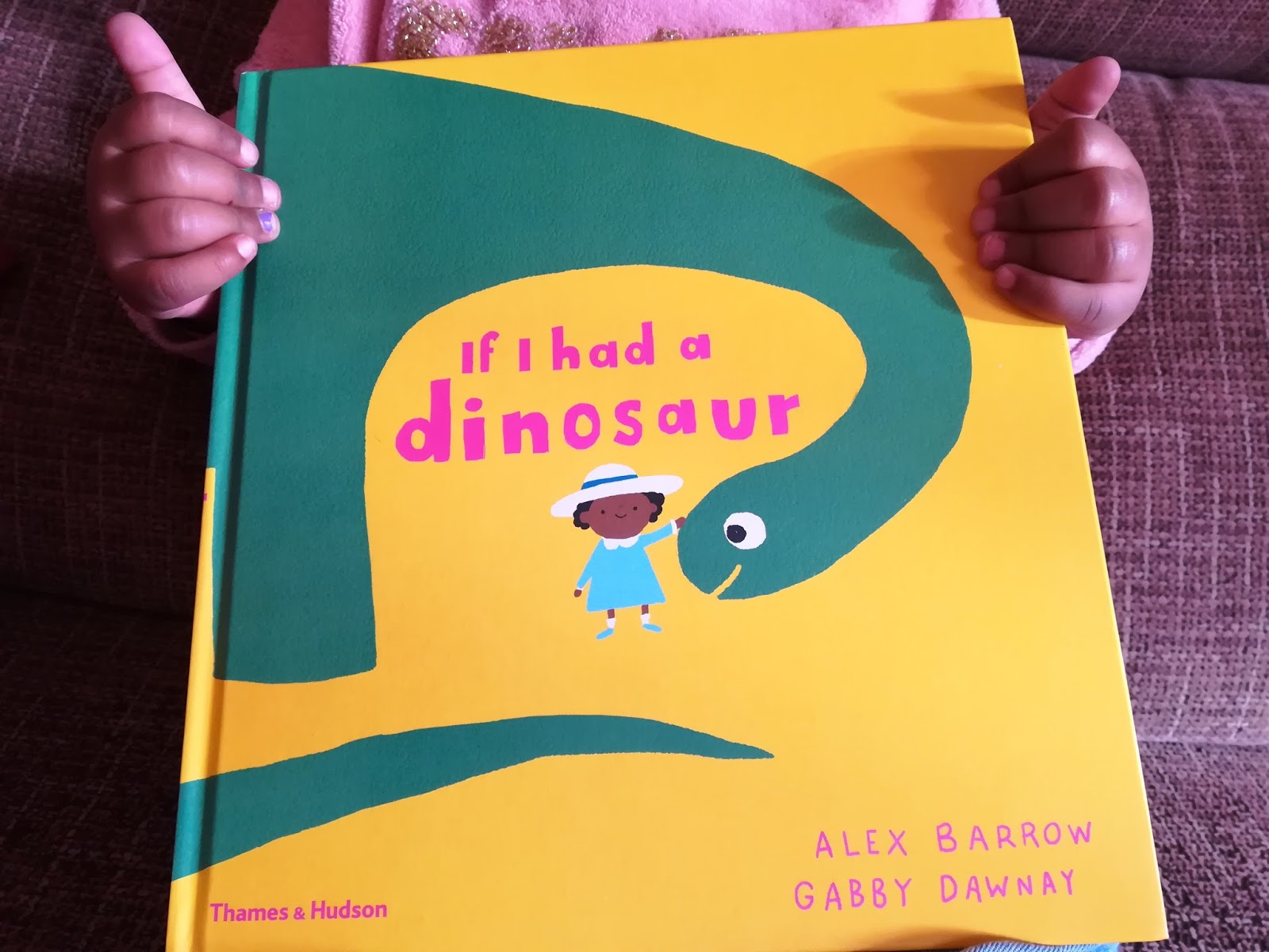 Mis cuentos cuentan: If I had a dinosaur (Si tuviese un dinosaurio)