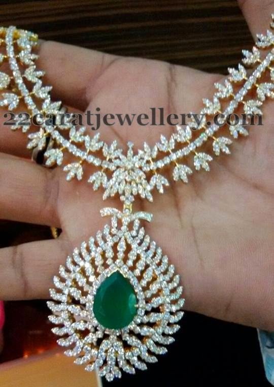 Leafy Design Light Weight Diamond Set - Jewellery Designs