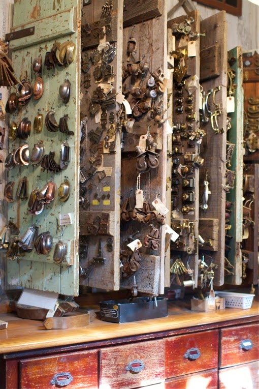 The Wardens Today: LEGACY : VINTAGE BUILDING MATERIALS AND ANTIQUES