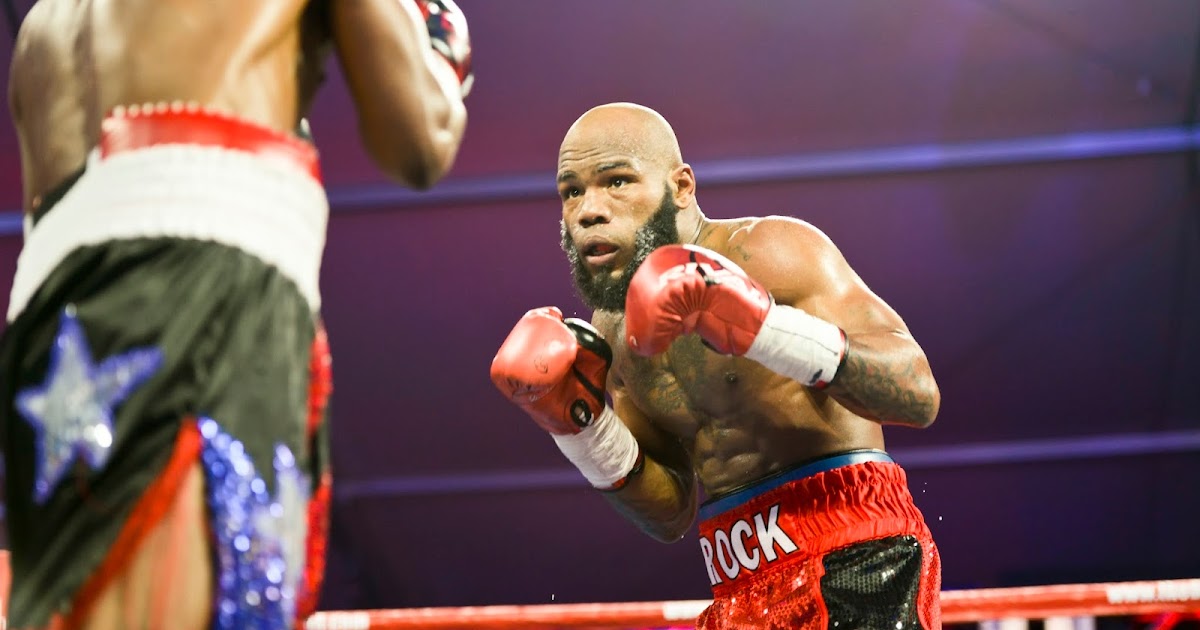 PUNCH 2 THE FACE: Boxing Weekend Wrapup: Knockout Night at the D