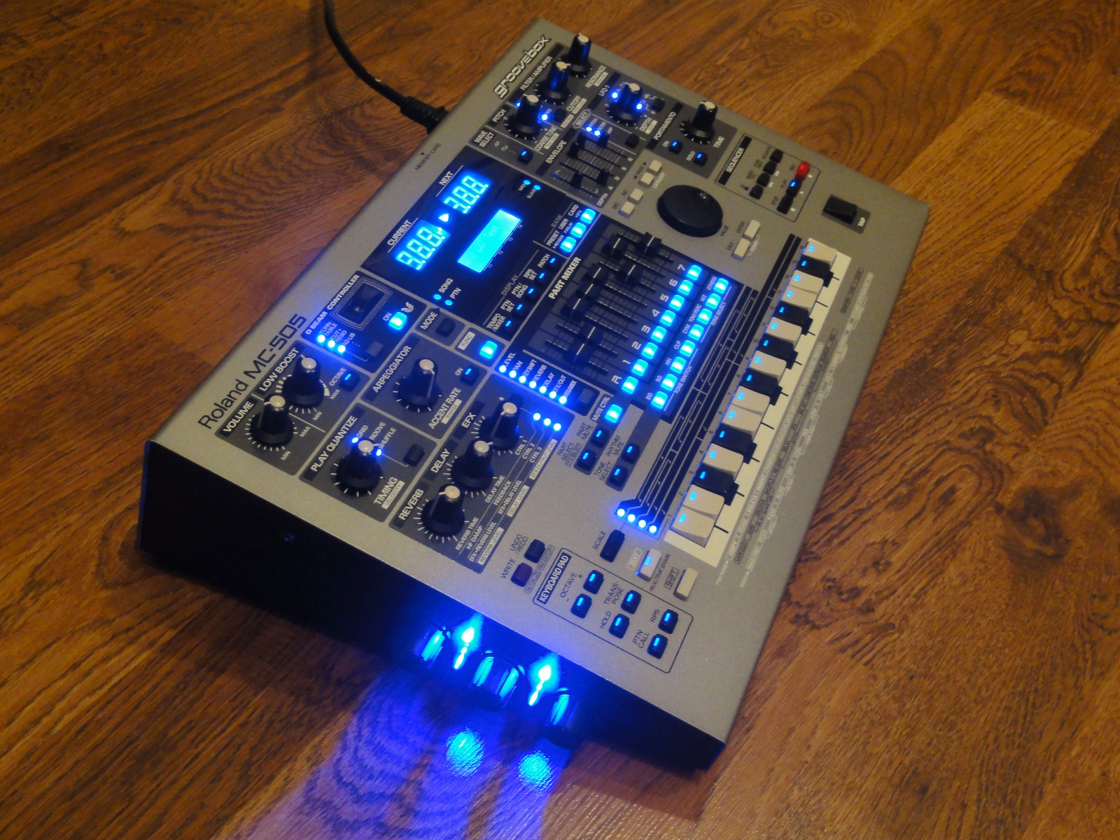 MATRIXSYNTH: Circuit Bent Modified Roland MC-505 all blue LEDs and NEW ...