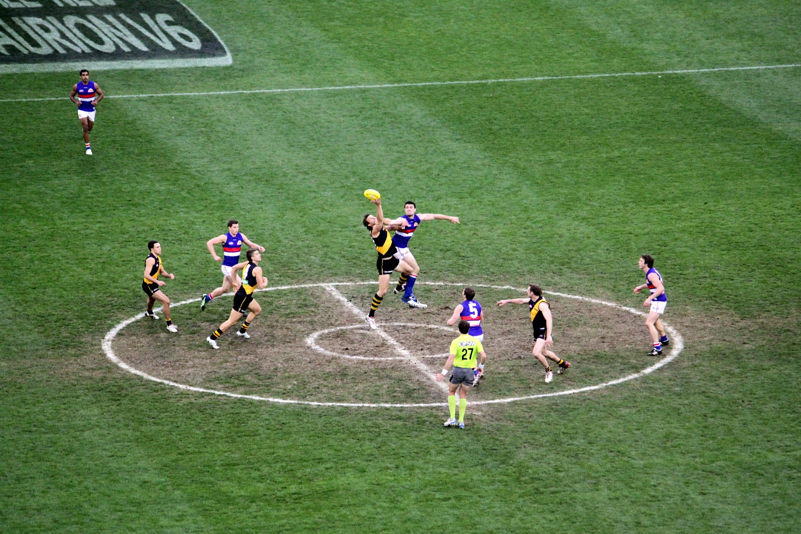 The Game of Life: Aussie Rules