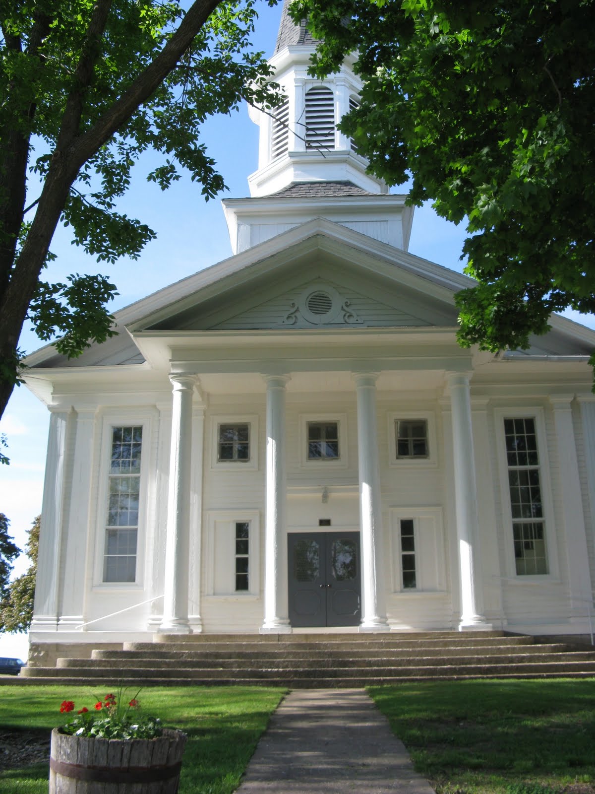 Simonson Genealogist: Raritan Reformed Church in Raritan, Illinois