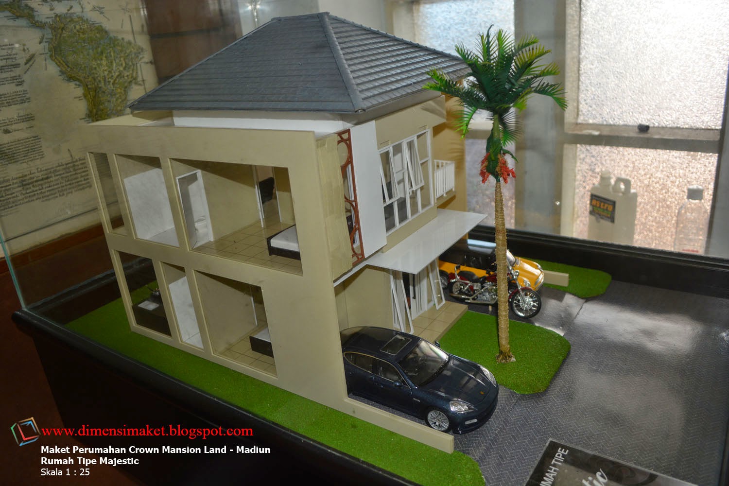 Maket Perumahan Crown Mansion Land di Madiun