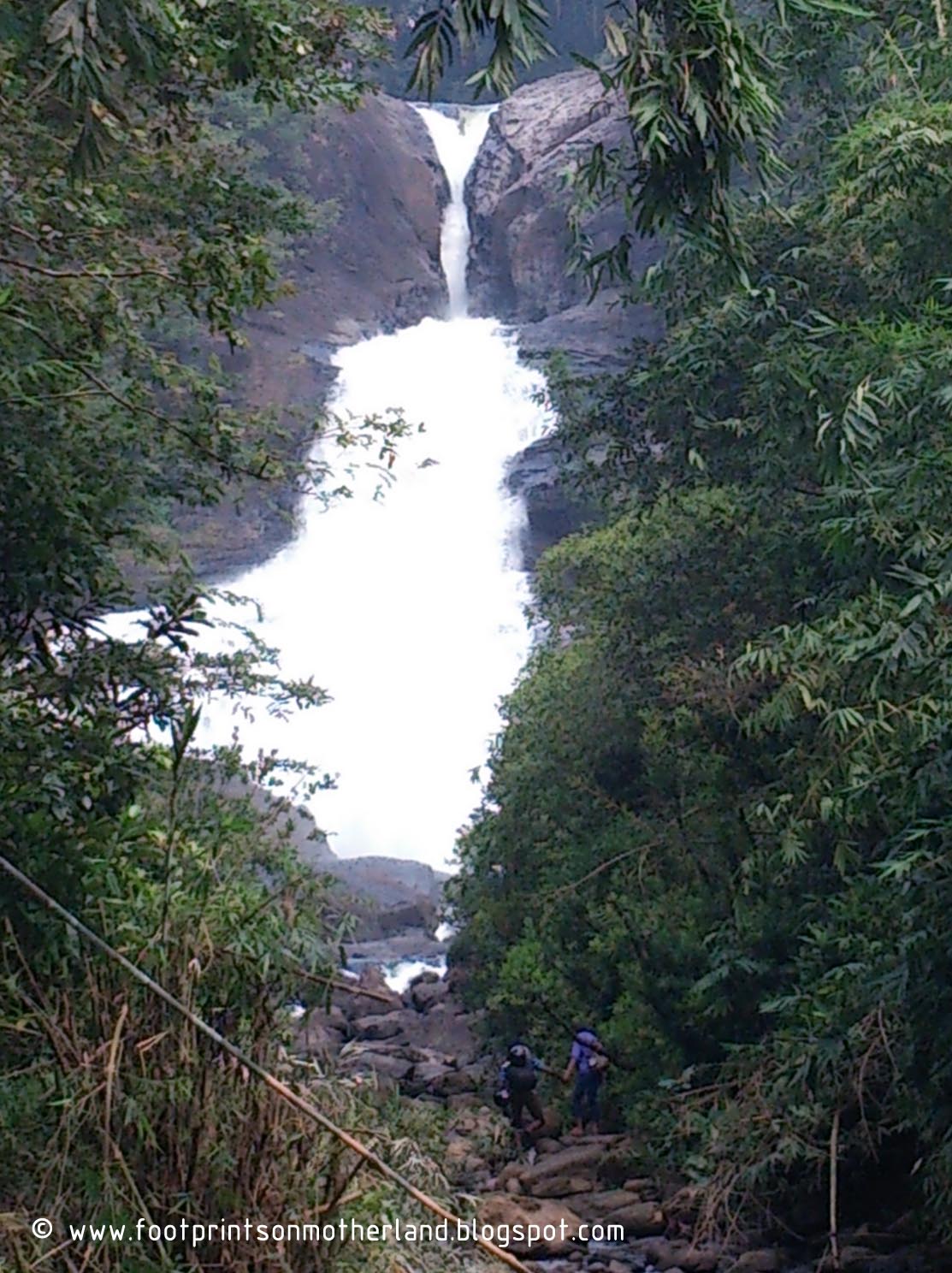 බෝපත් ඇල්ල [ Bopath Ella ]