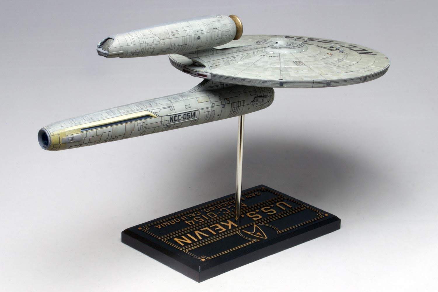 The Trek Collective: Model kits updates: First Discovery kits on the ...