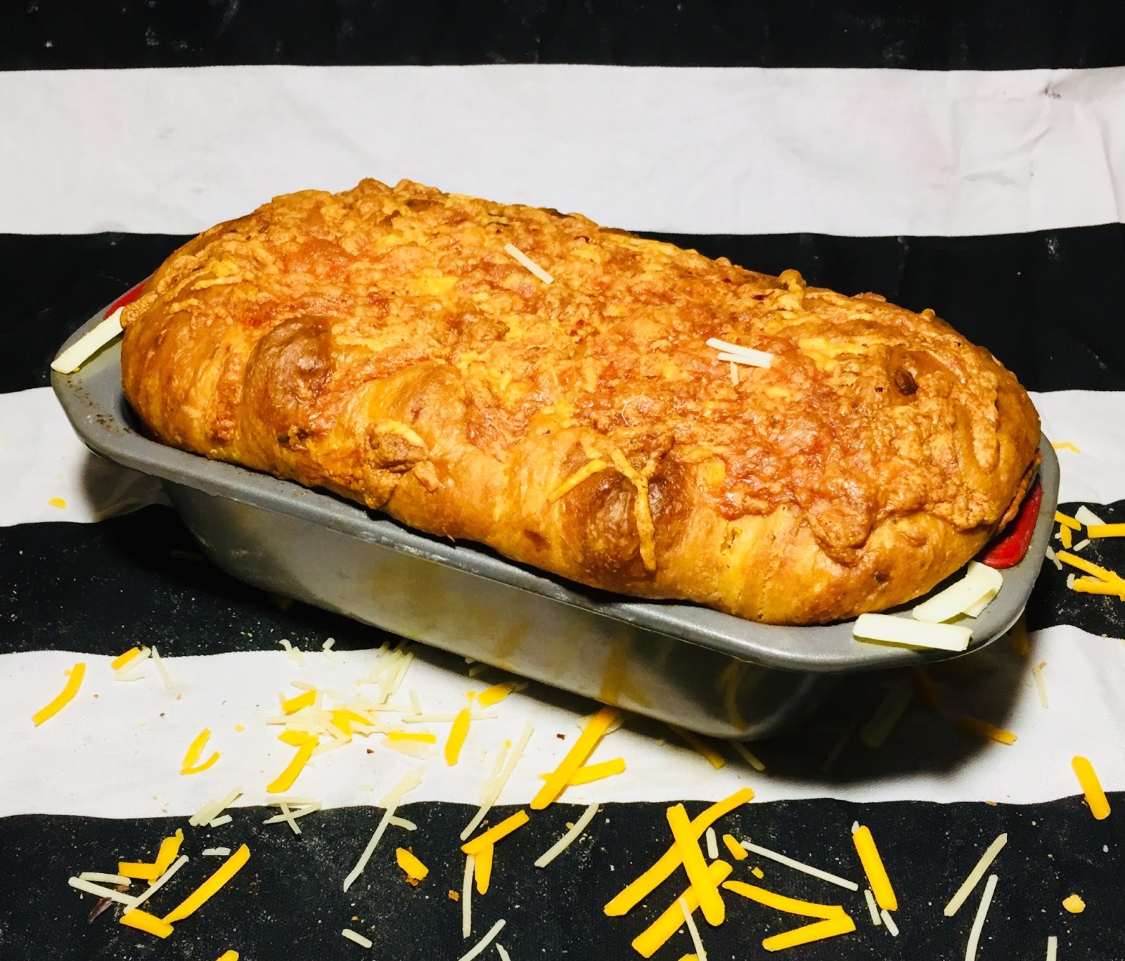 Ultimate Triple Cheese Bread