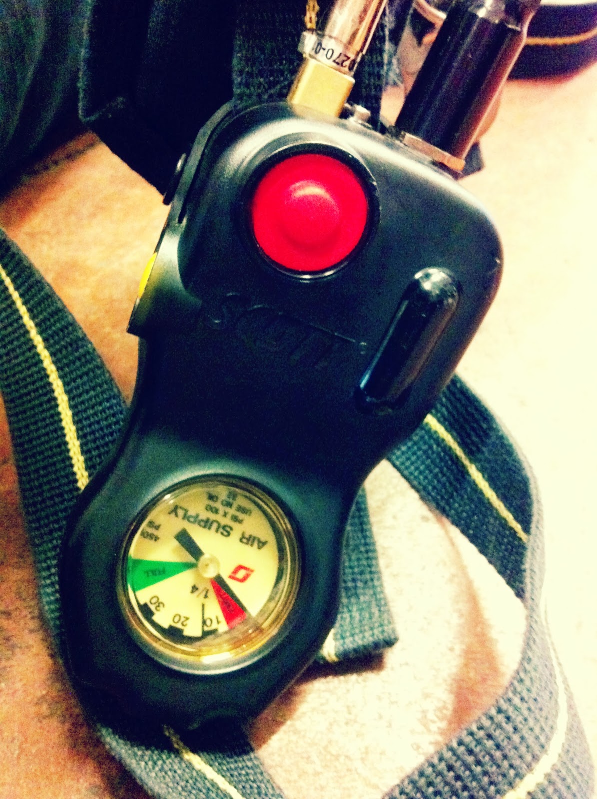 Brentwood Fire and Rescue: Station Life: The Self Contained Breathing ...