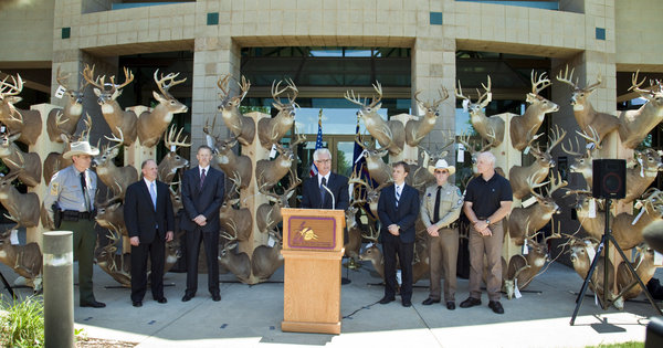 OL'MAN Outdoors: 12 Charged with Poaching In Kansas