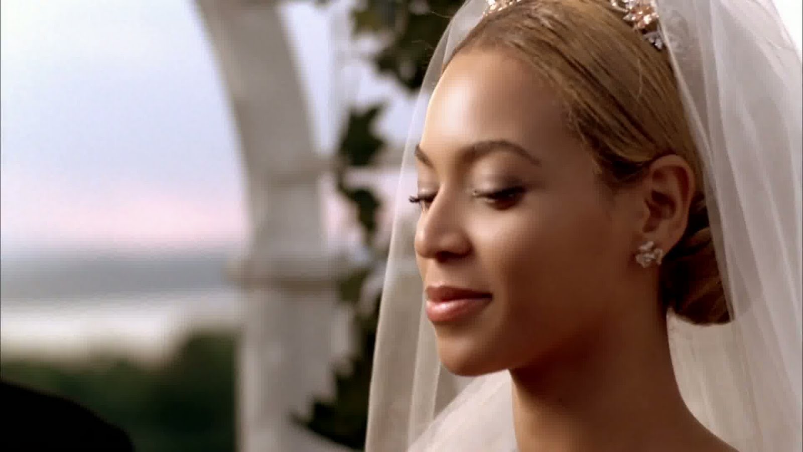 ciccioandhismusic: Beyoncé - "Best Thing I Never Had" official video