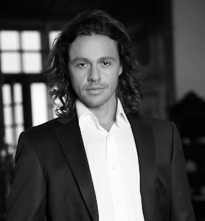 BARIHUNKS ®: Markus Werba Takes Mozart on the Road