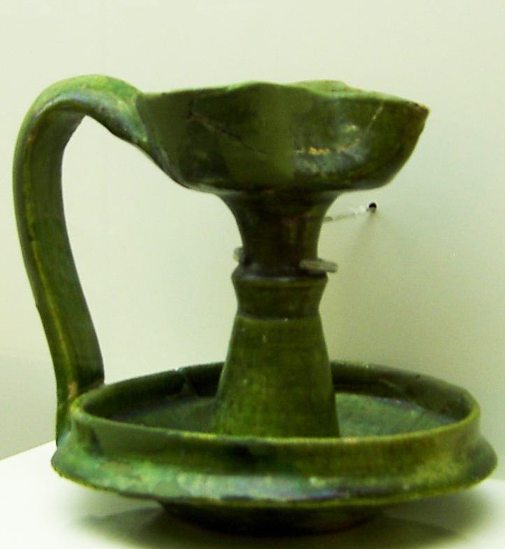 Arqueocerámica: Haciendo candiles de piquera y jarritas esgrafiadas ...