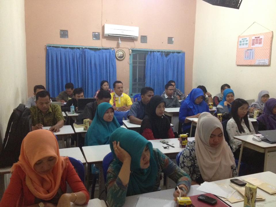 SMK TI Airlangga Samarinda: Rapat Dewan Guru Tahun Ajaran Baru 2015/2016
