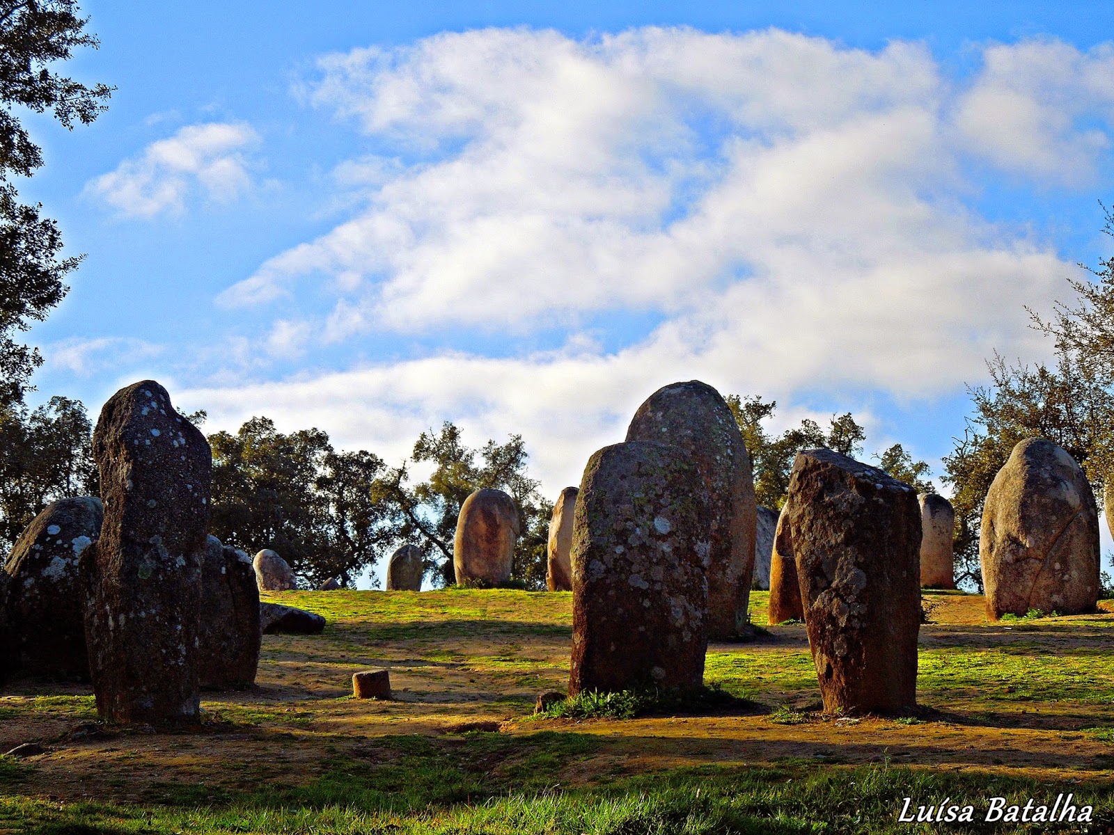 Viajar de Mochila às Costas: Cromeleque dos Almendres