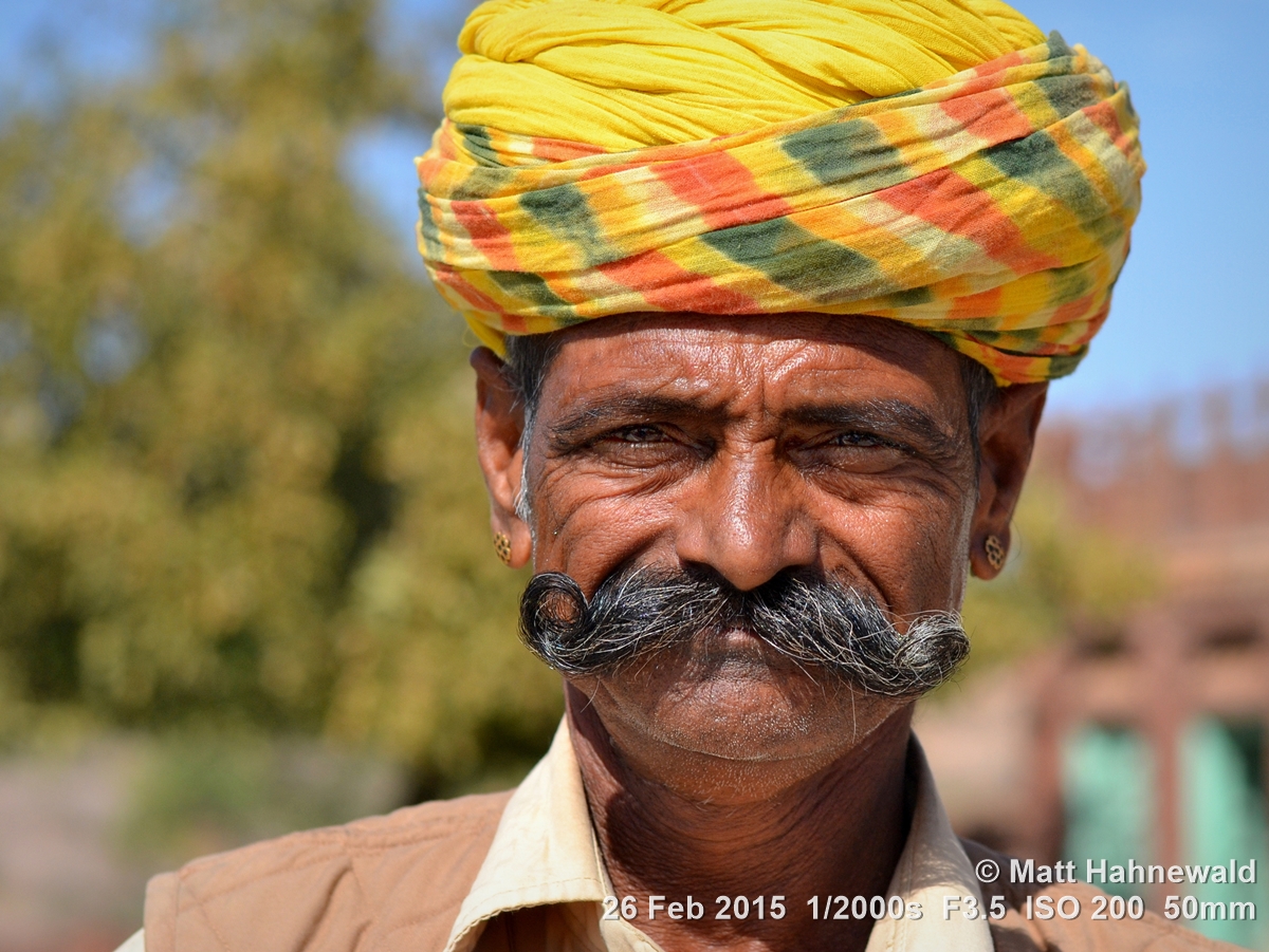 Facing the World: Tying the Rajasthani Pagari