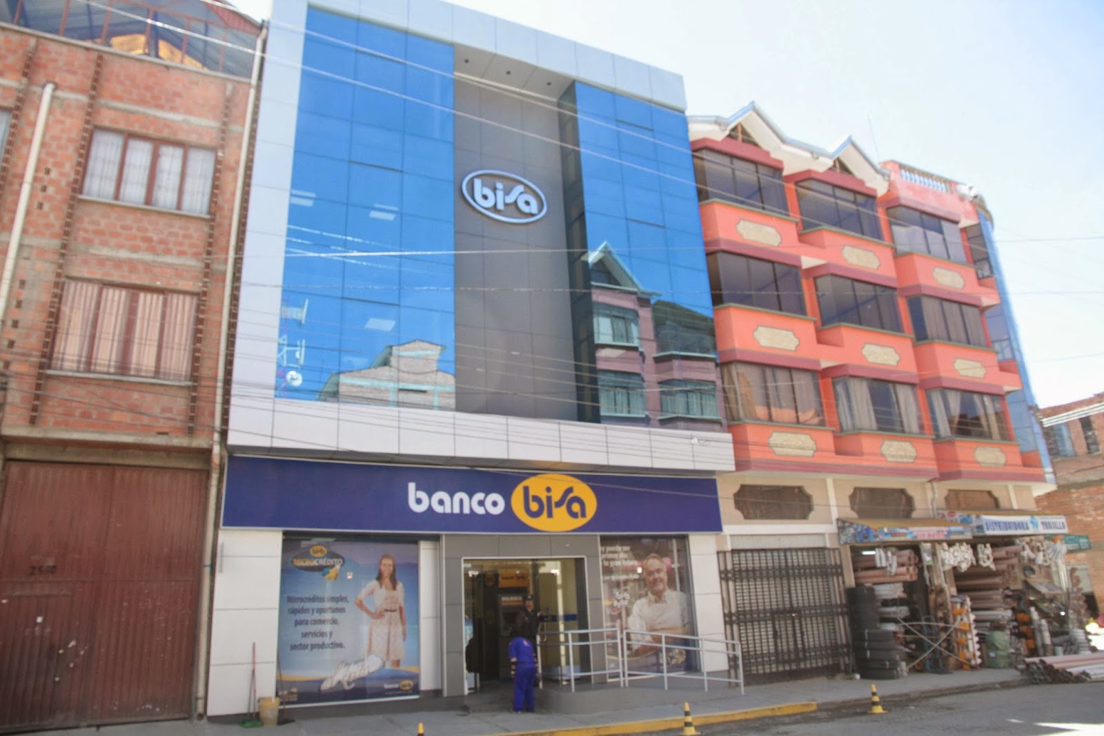 Banco BISA inaugura oficina regional en El Alto | FINANZAS Y BANCA EN ...