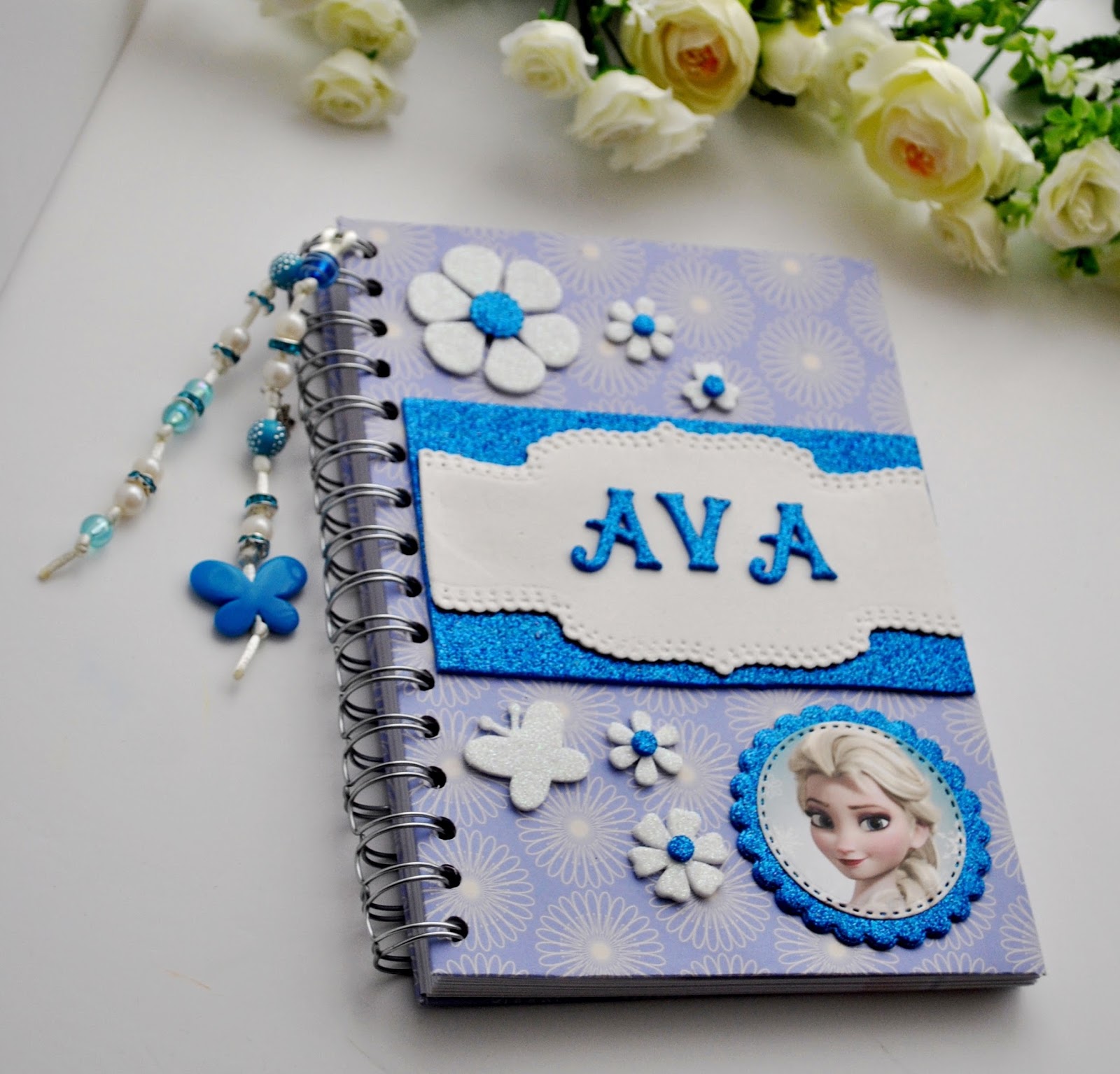 Creative Crafters: New Frozen Notebook