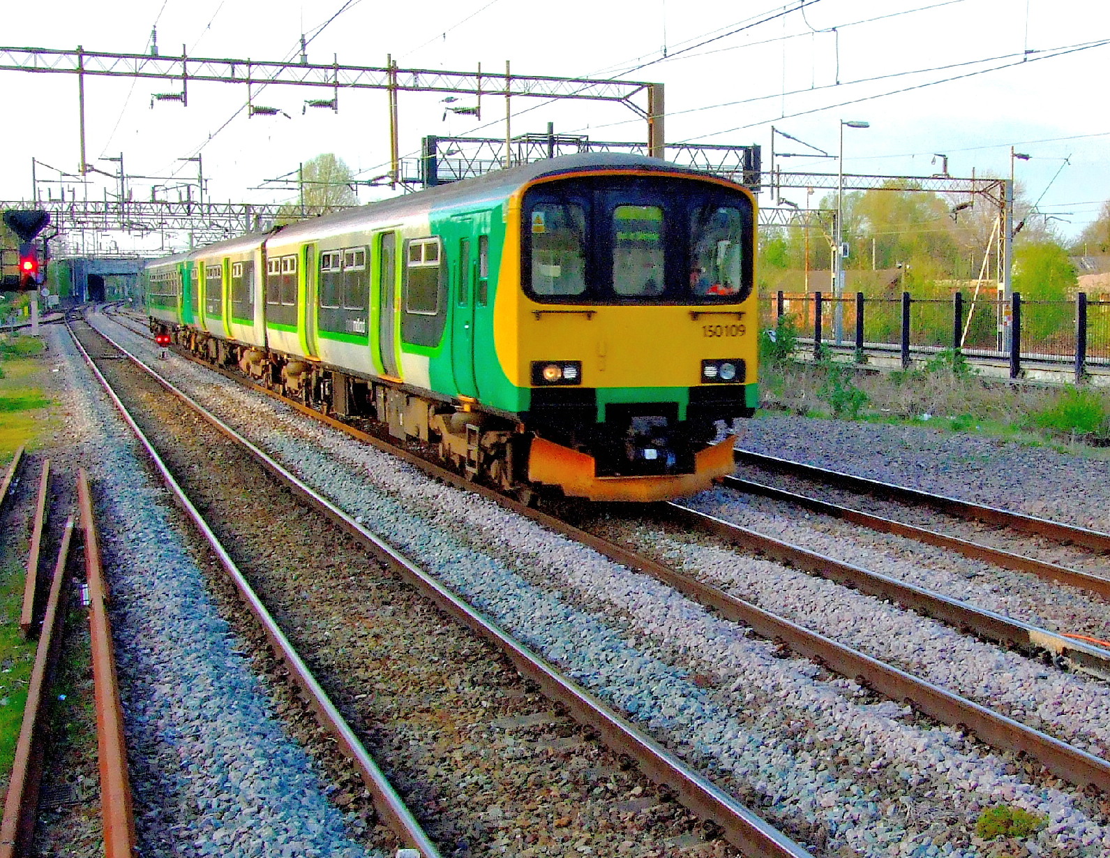 'Along These Tracks' Train Photos Site : DMU Sprinter Class 150109 and ...