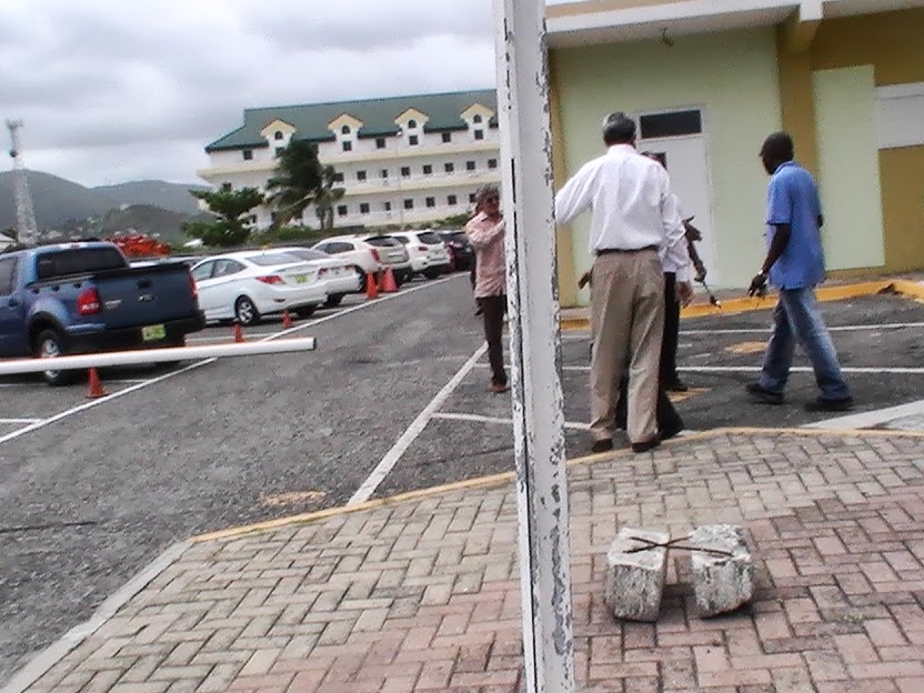 ANTI FAKE FEMINIST blogs judith roumou: St Maarten forms third ...