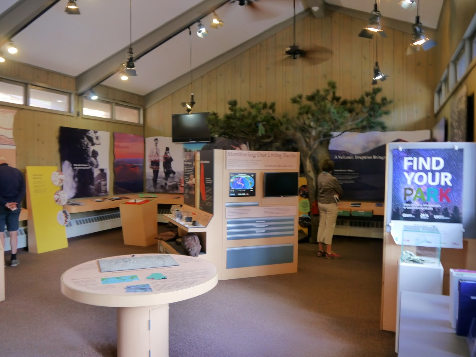 American Travel Journal: Visitor Center - Sunset Crater Volcano ...