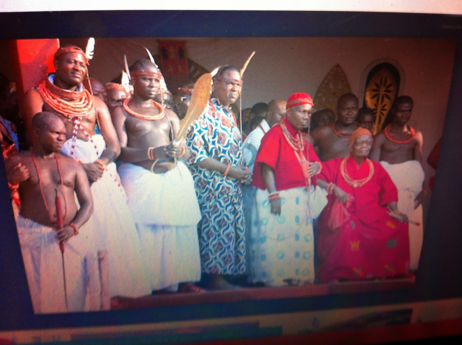 THE BLACK SOCIAL HISTORY:: BLACK SOCIAL HISTORY : THE OBA OF BENIN OR ...